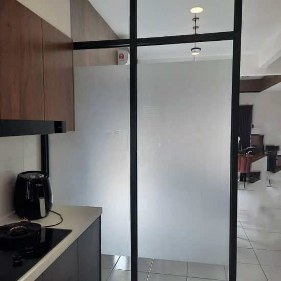 FRAMELESS GLASS PANEL - L&L Glass