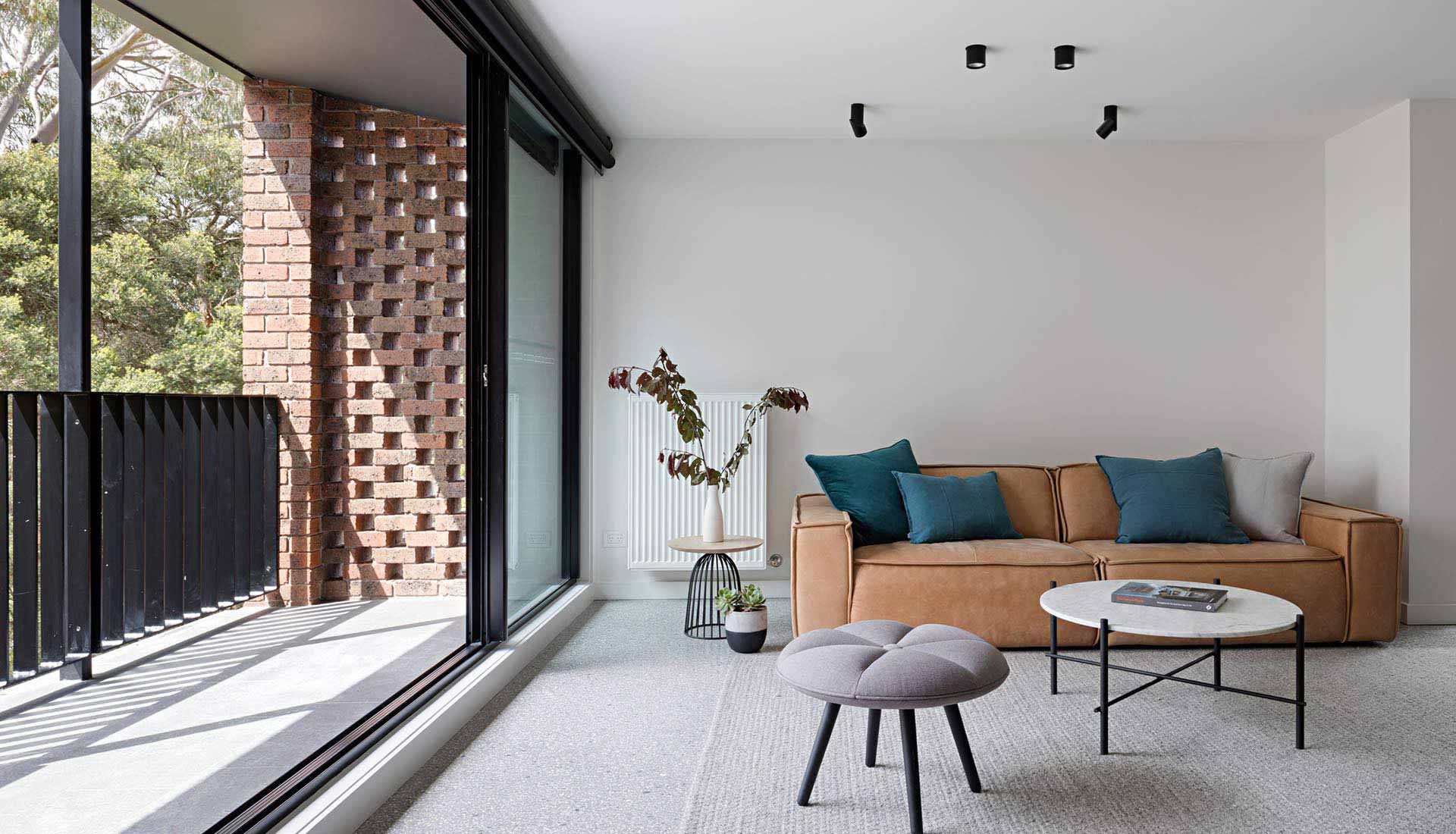 Home - L&L Glass